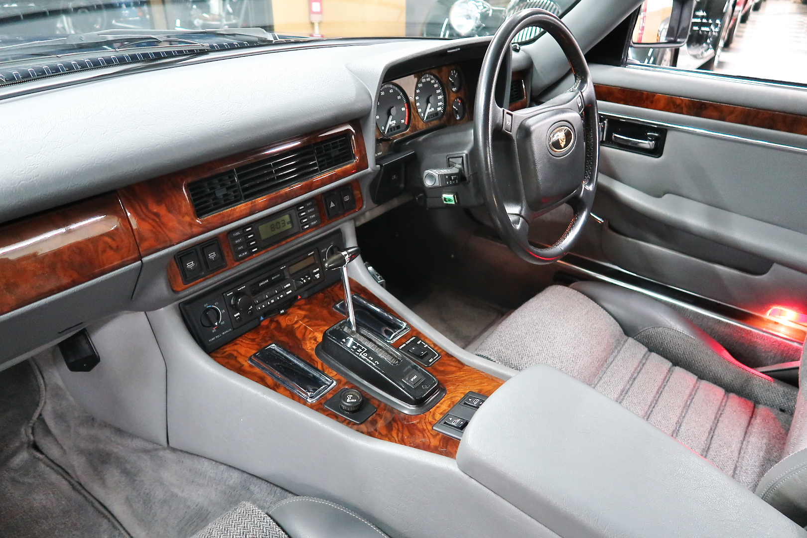 台数 は 極めて 少ない まだ 価格 高騰 も し て い ない し 乗る なら 今 でしょ 一時 預かり人 募集