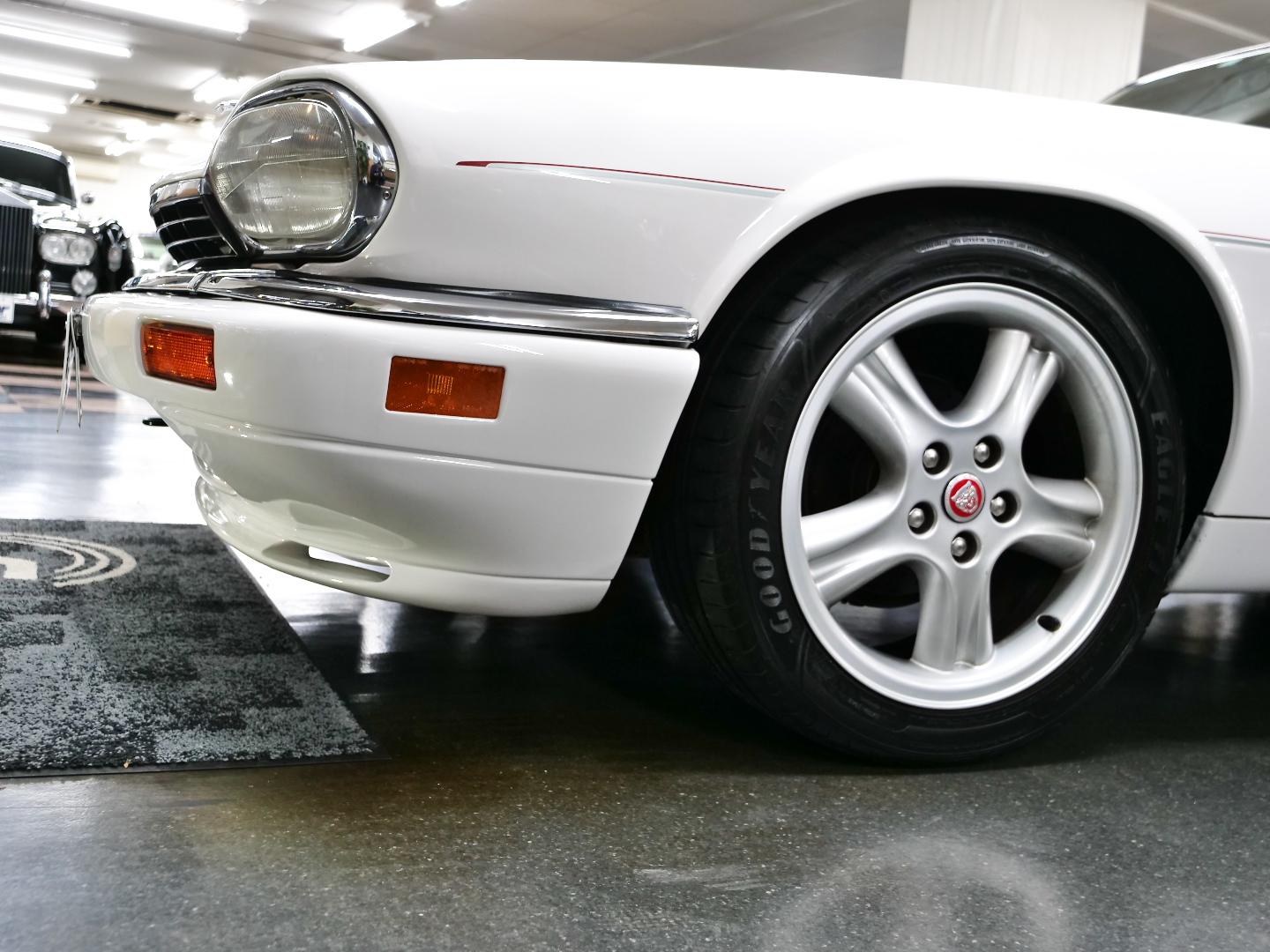 ブログ内「検察」欄に「95’XJSコンバ」 で、