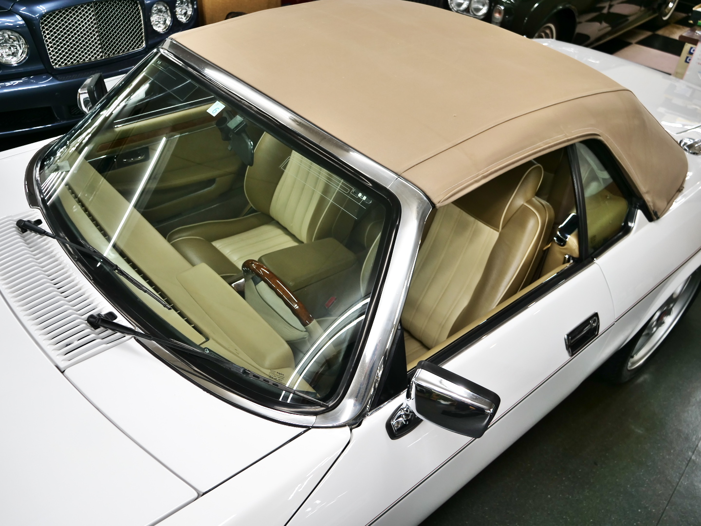 ブログ内「検察」欄に「95’XJSコンバ」 で、