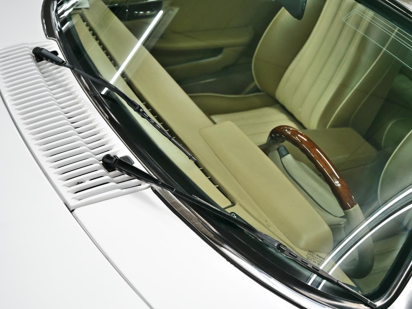 ブログ内「検察」欄に「95’XJSコンバ」 で、