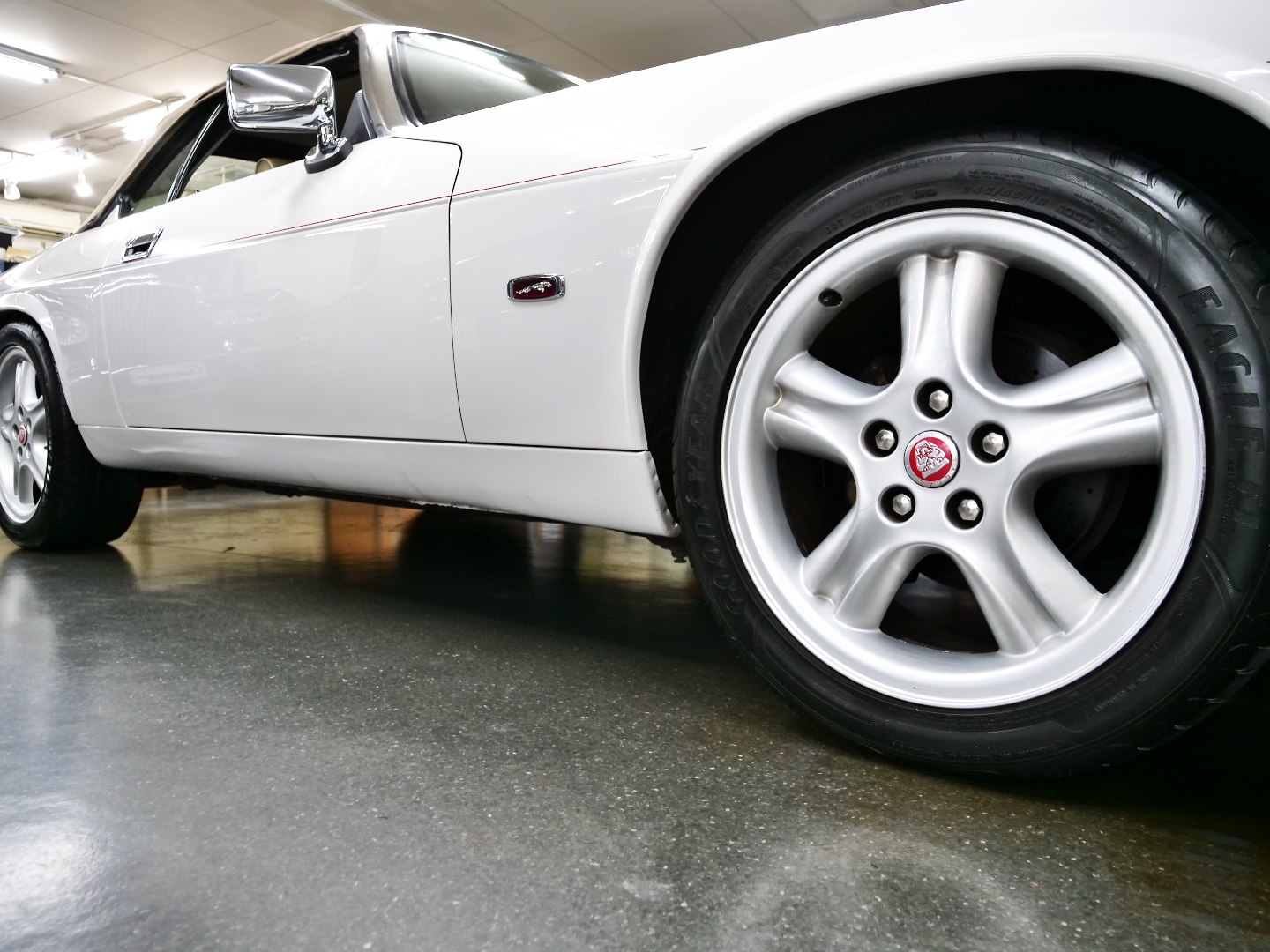 ブログ内「検察」欄に「95’XJSコンバ」 で、